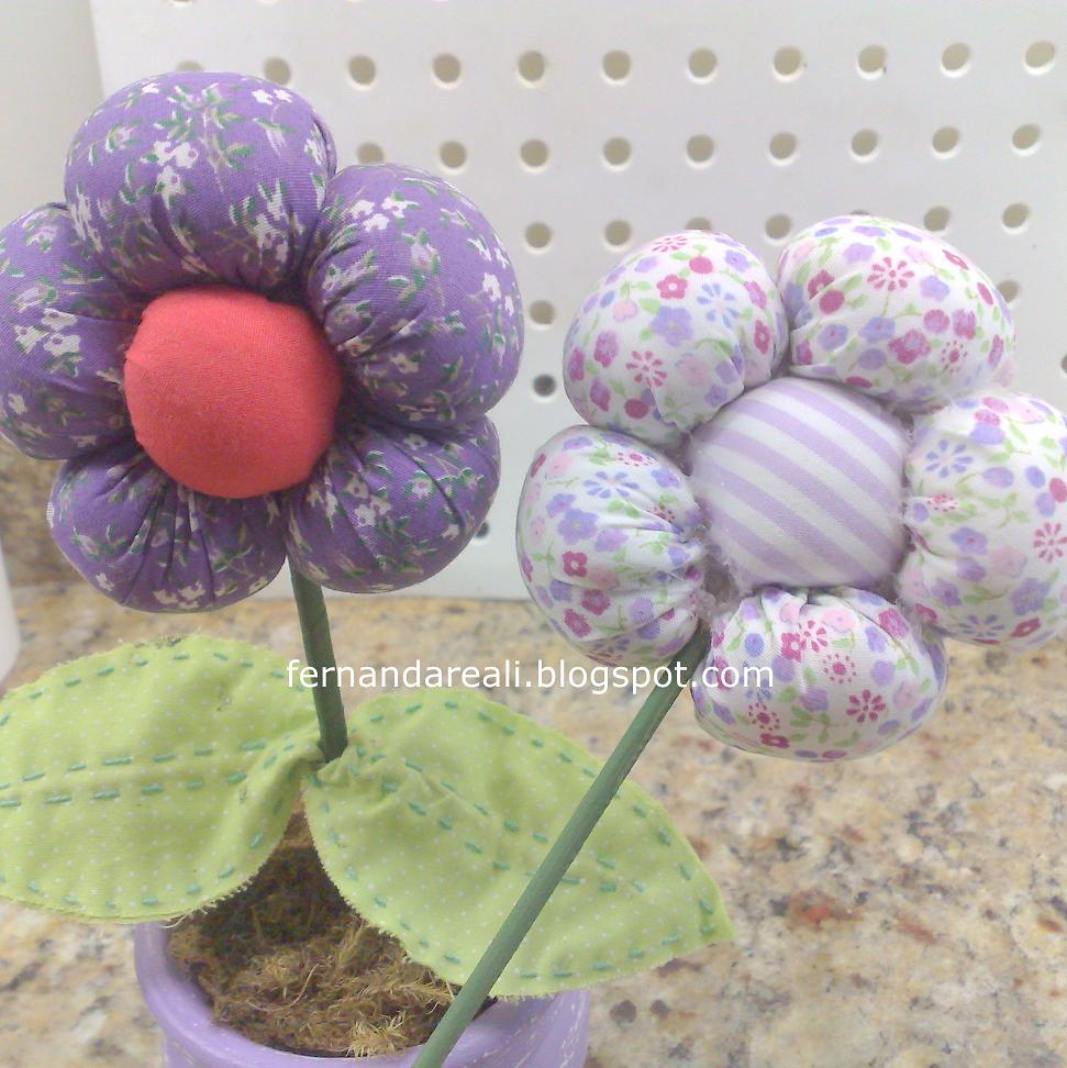 Casa de Lola artesanato: FLOR DE FUXICO RECHEADO